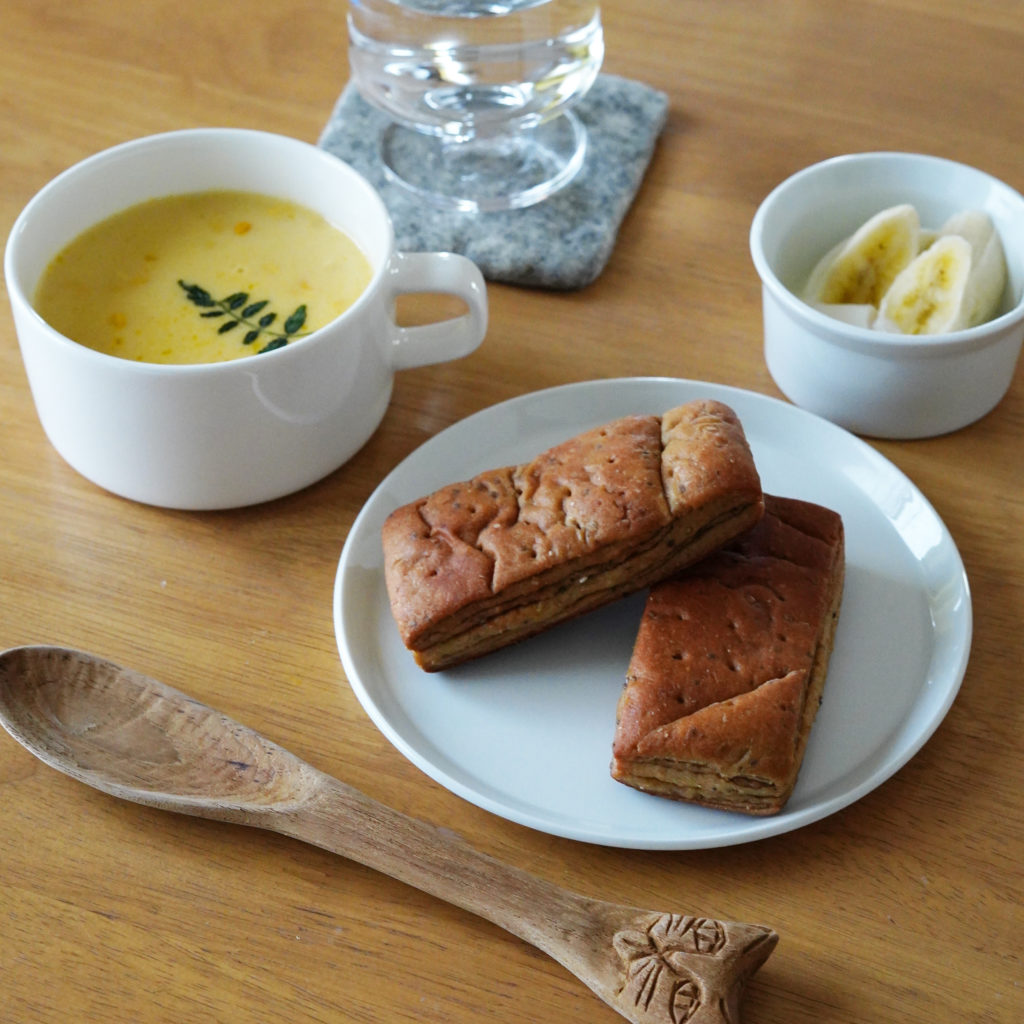 完全食BASE BREAD♪黄色のモーニングセット｜パン教室FUKURA・大阪市